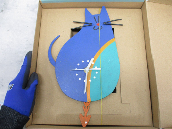 NEW OXIDOS CAT PENDULUM CLOCK MADE IN COLOMBIA FAIR TRADE METAL PENDUL ...